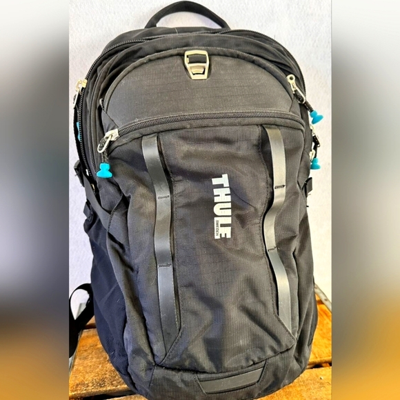 Thule | Bags | Thule Backpack | Poshmark